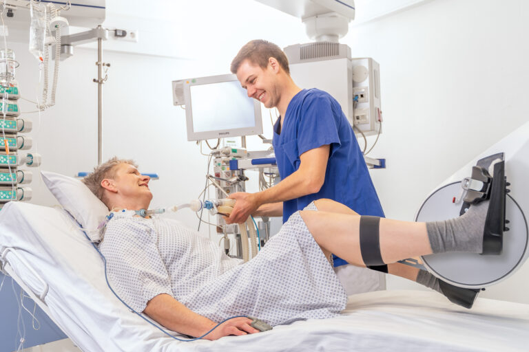 Intensive & Accute Care Mobilisation | THERA-Trainer